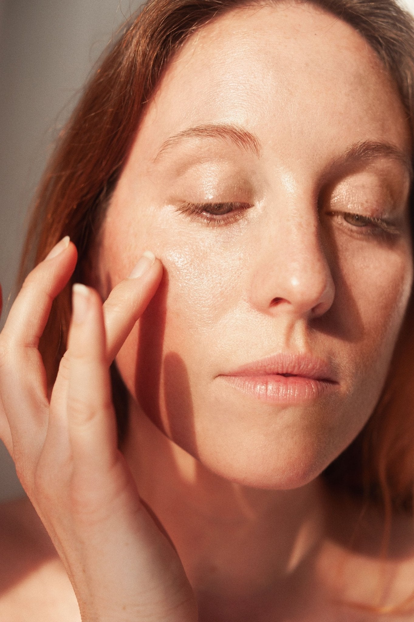 How do winter and cold weather affect the skin? – Navinka Skincare